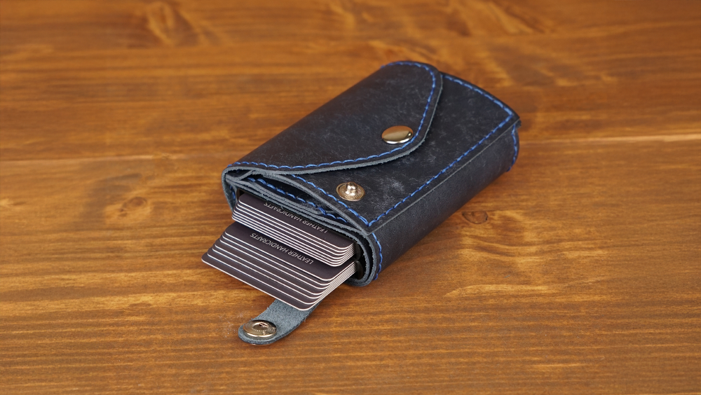 Odinė piniginė Connor Double Premium - Bakli.lt